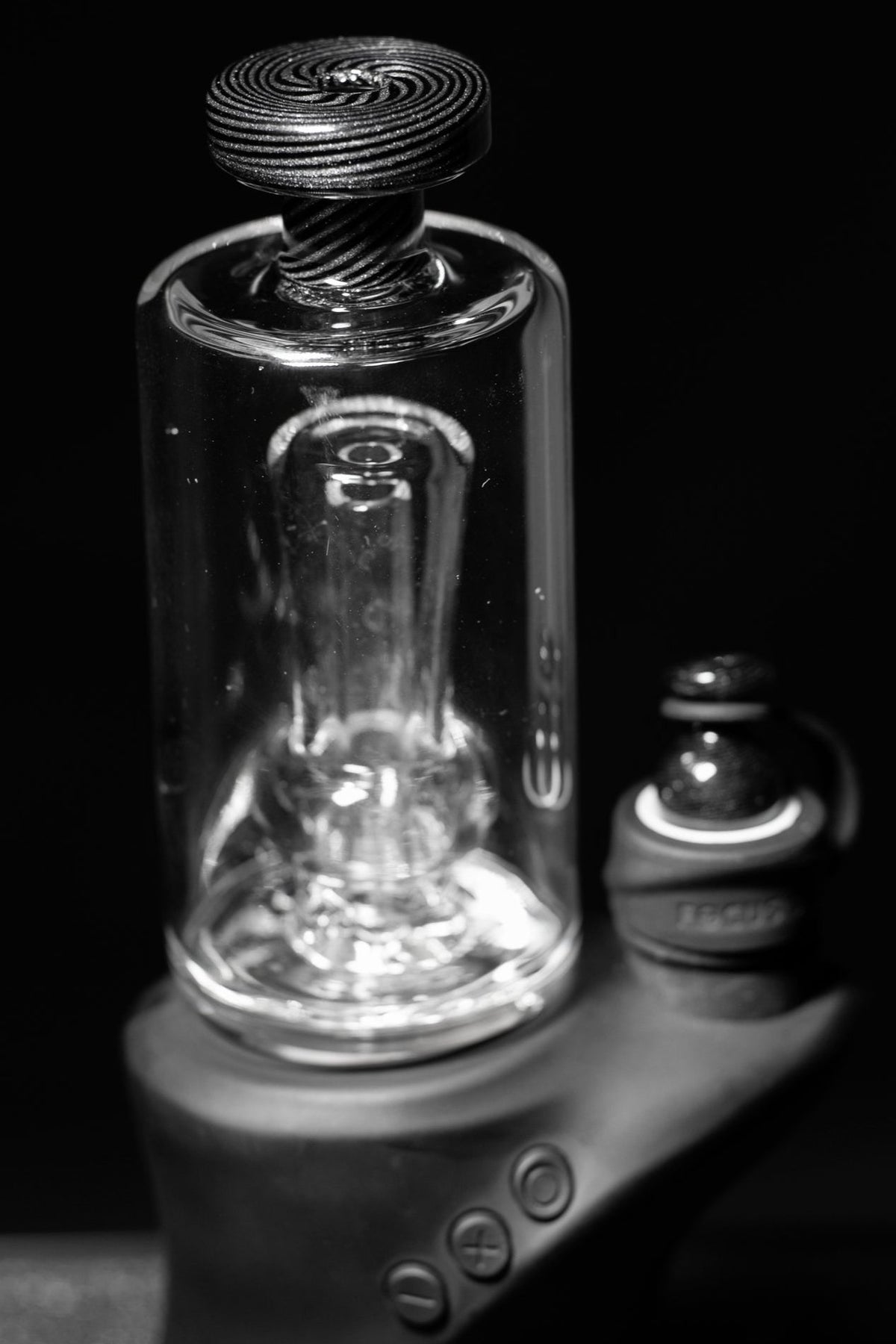Carta Cugger Black Magic | Elevar Glass